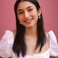 What do you think Zoya Abbas's personality is?