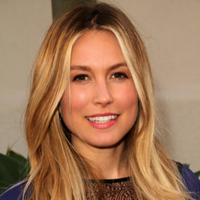 Sarah Carter Personality Type (MBTI, Enneagram, On-Screen Persona)