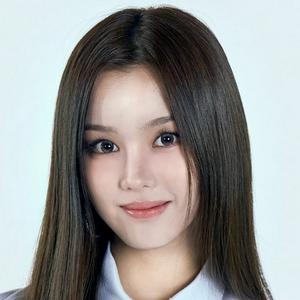 Nam Yu-ju (H//PE PRINCESS) Personality Type (MBTI, Enneagram, Song Persona)