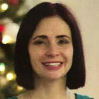 艾米丽·萨拉查 MBTI 揭秘（还有扮演的角色！）