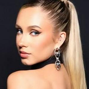 Alison Ogden Personality Type (MBTI, Enneagram, Song Persona)