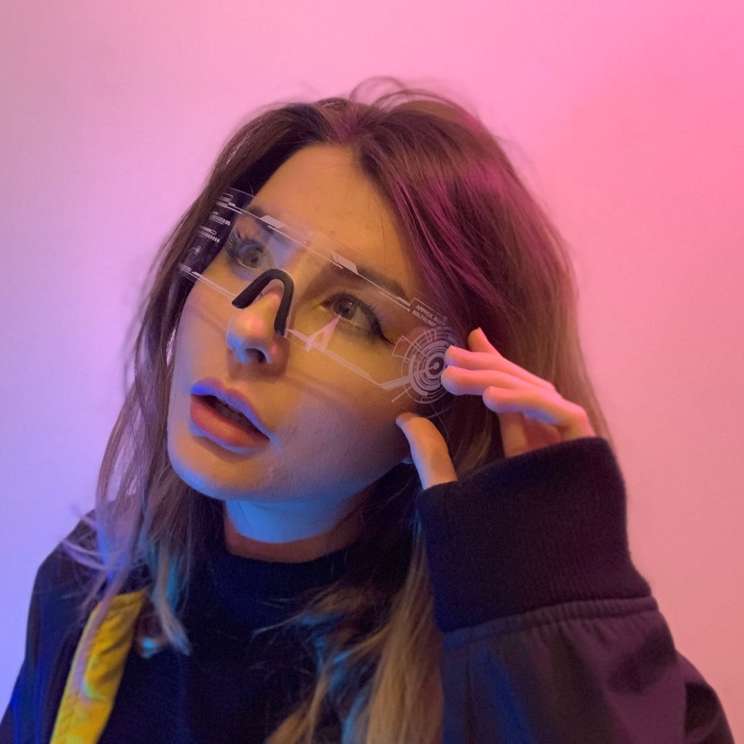 What do you think Leah Alexandra (Leahviathan)'s personality is?